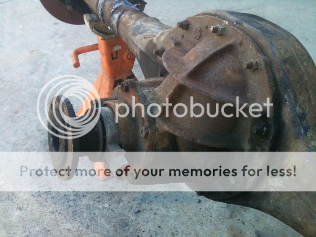 Rear axle from lincoln mark v w/factory disc brakes | Pirate 4x4