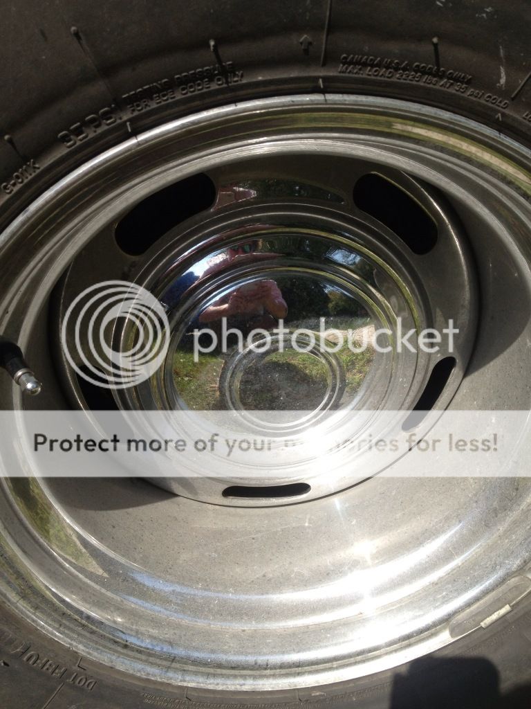 Lost 2 Hubcaps - hubcap source? - Ford Truck Enthusiasts Forums